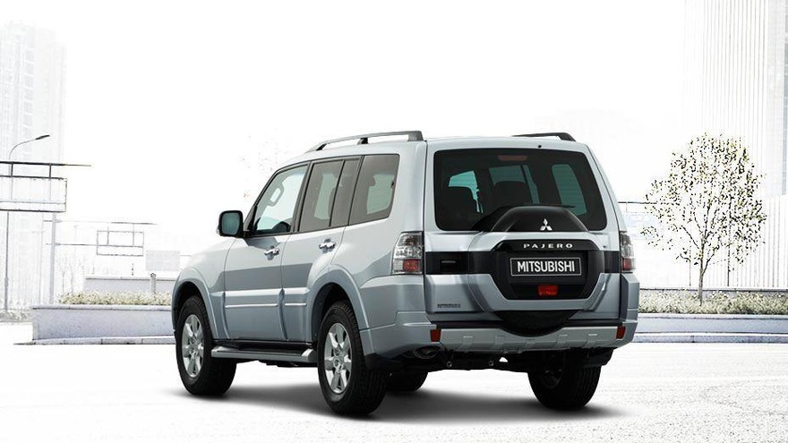 Mitsubishi Montero Images - Montero Interior & Exterior Photos & Gallery
