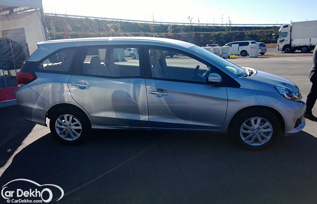 Honda Mobilio Preview | Features | CarDekho.com