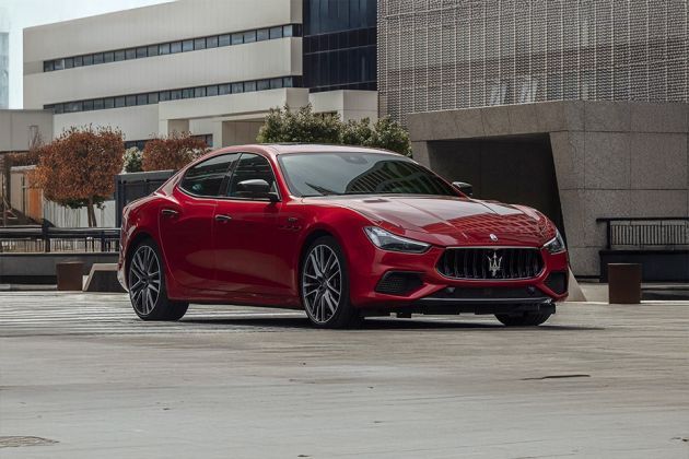Maserati Ghibli 360 View - Interior and Exterior Virtual Tour