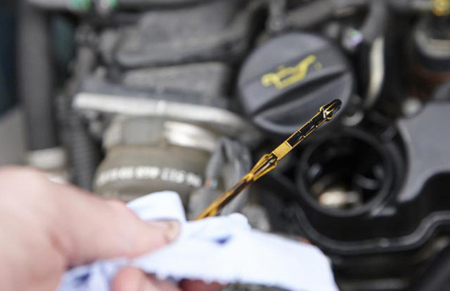 How to check fluid levels in your car | Lubricant | CarDekho.com