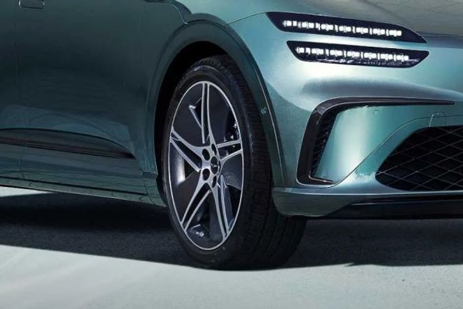Genesis GV60 Expected Price Not Yet Announced, 2027 Launch Date, Images ...