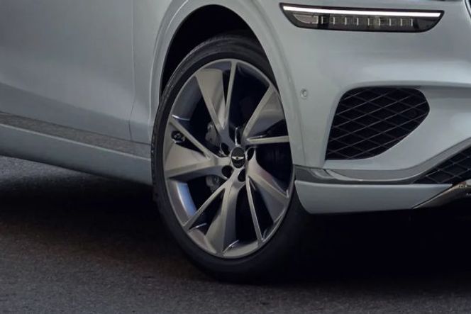 Genesis GV70 Expected Price Not Yet Announced, 2027 Launch Date, Images ...
