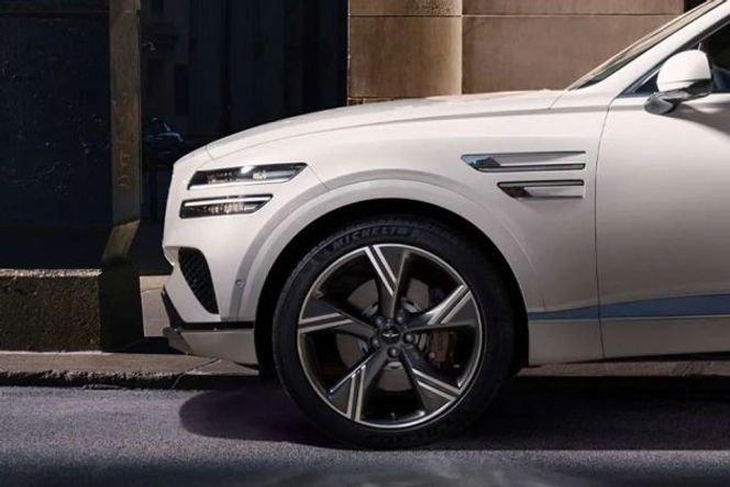 Genesis GV80 Expected Price Not Yet Announced, 2027 Launch Date, Images ...