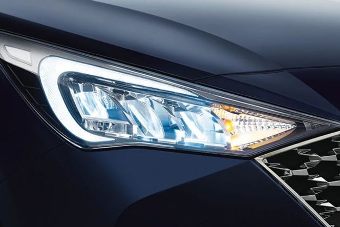 Hyundai Verna 2020-2023 Price, Images, Mileage, Reviews, Specs