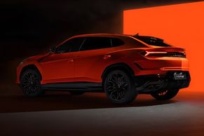 Lamborghini Urus Price - Features, Images, Colours & Reviews