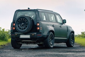 डिफेंडर कार - प्राइस, फोटो, माइलेज और फीचर्स