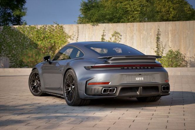Porsche 911 Price 2026 - Features, Images, Colours & Reviews | CarDekho