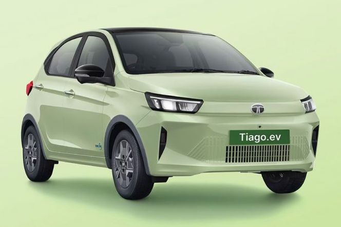 Tata Tiago EV Price - Features, Images, Colours & Reviews