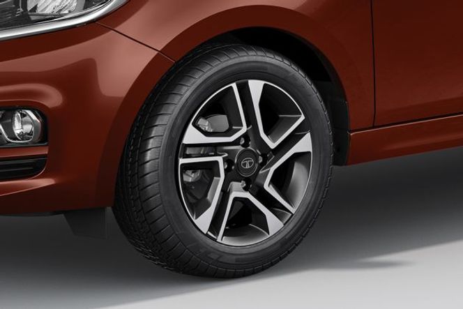 Tata Tigor Price - Images, Colours & Reviews