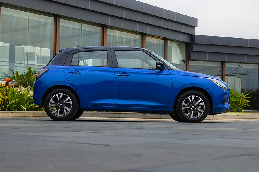 Maruti Suzuki Swift Interior Images and Photos - CarDekho