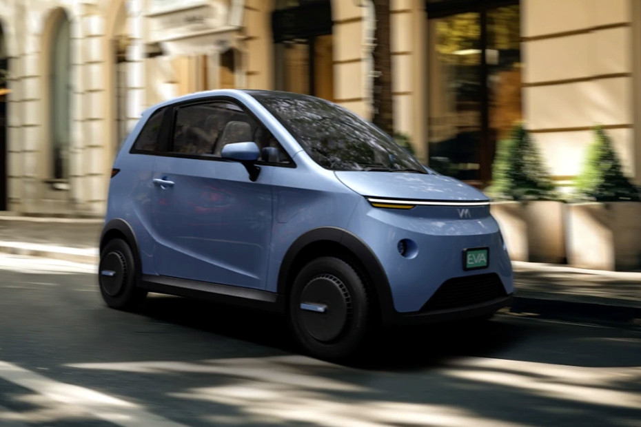 Vayve Eva Nova, Stella And Vega Variant-wise Features Explained | CarDekho.com