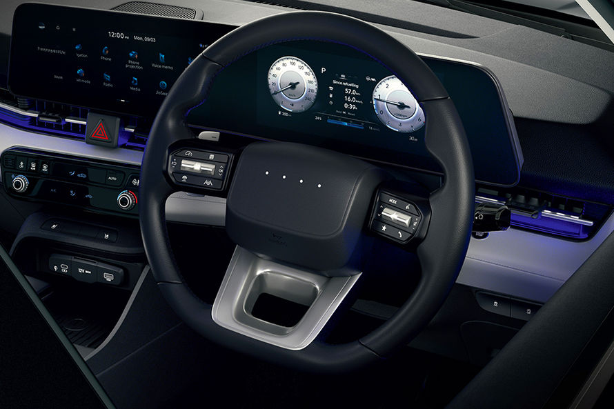 Hyundai Verna Interior Images and Photos - CarDekho