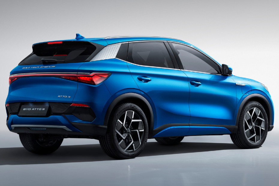 BYD Atto 3 Electric SUV Unveiled In India, Launch Slated For December 2022 | CarDekho.com