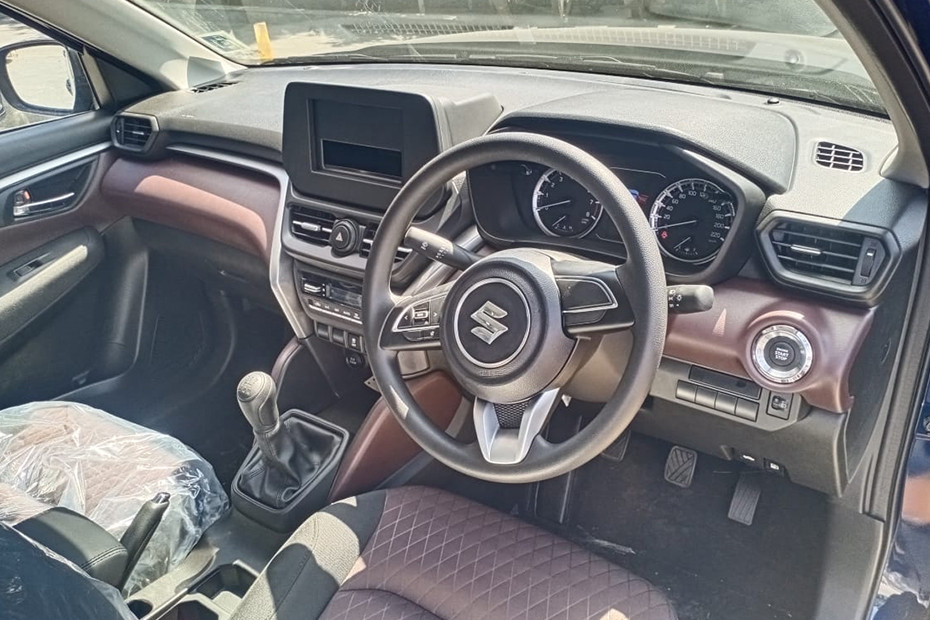 2022 Maruti Grand Vitara Base-spec Sigma Variant Detailed In Images ...