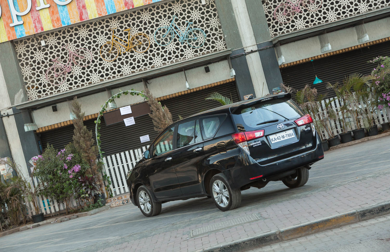 Toyota Innova Hycross Engine Specifications Detailed | CarDekho.com