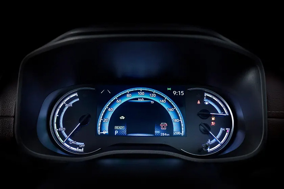 Toyota Innova Hycross Variant-wise Features Detailed | CarDekho.com