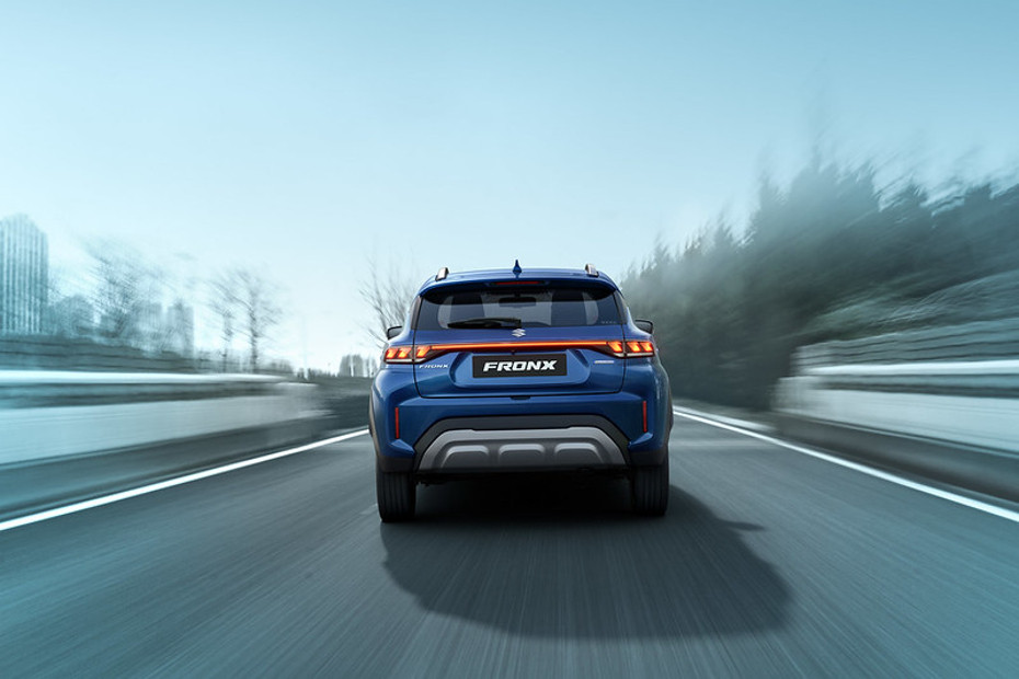 Maruti Brezza vs Fronx: 6 Key Differences Detailed | CarDekho.com