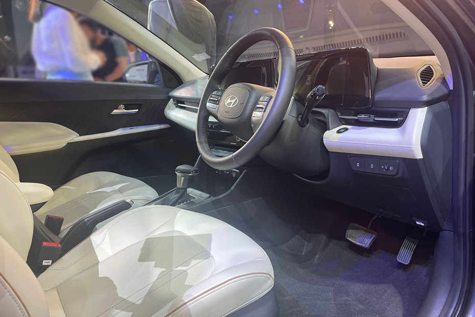 2023 Hyundai Verna vs Old Verna: Dimensions, Engines, Features And ...