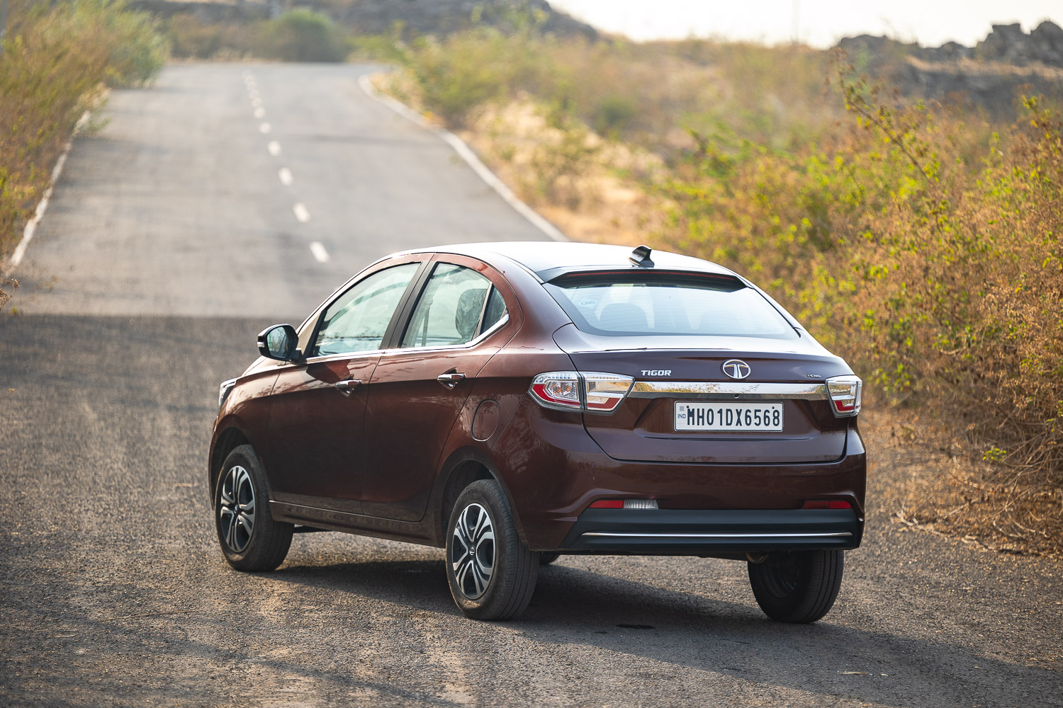 10 Ways 2023 Tata Tigor iCNG Trumps The Competition | CarDekho.com