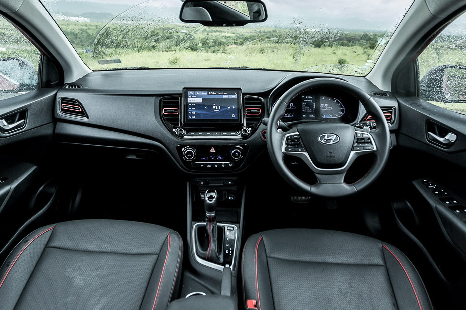 2023 Hyundai Verna vs Old Verna: Dimensions, Engines, Features And ...