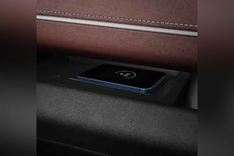 Toyota Innova Hycross Exterior And Interior Accessories Detailed ...
