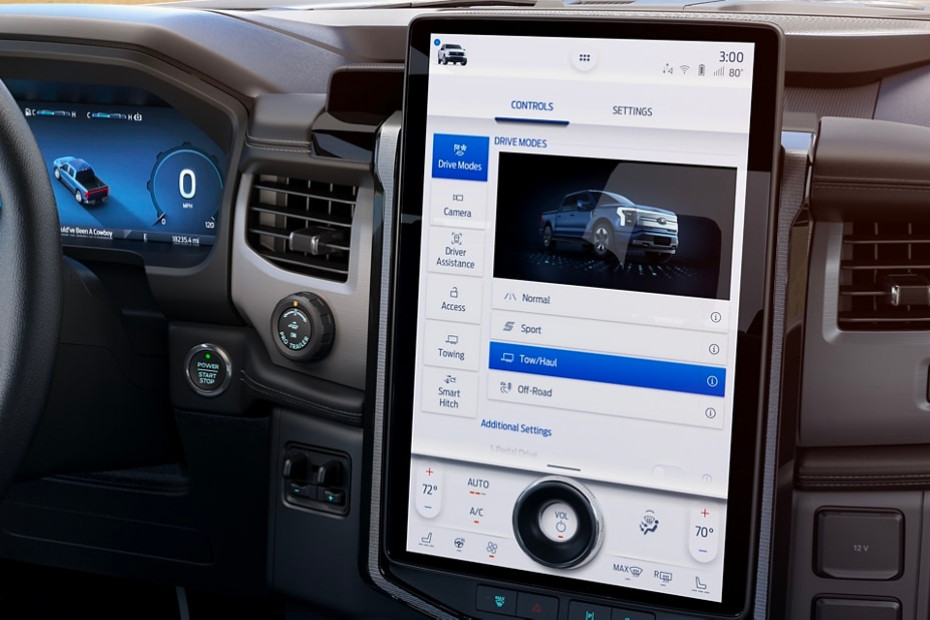 Top 10 Cars With The Biggest Displays | CarDekho.com