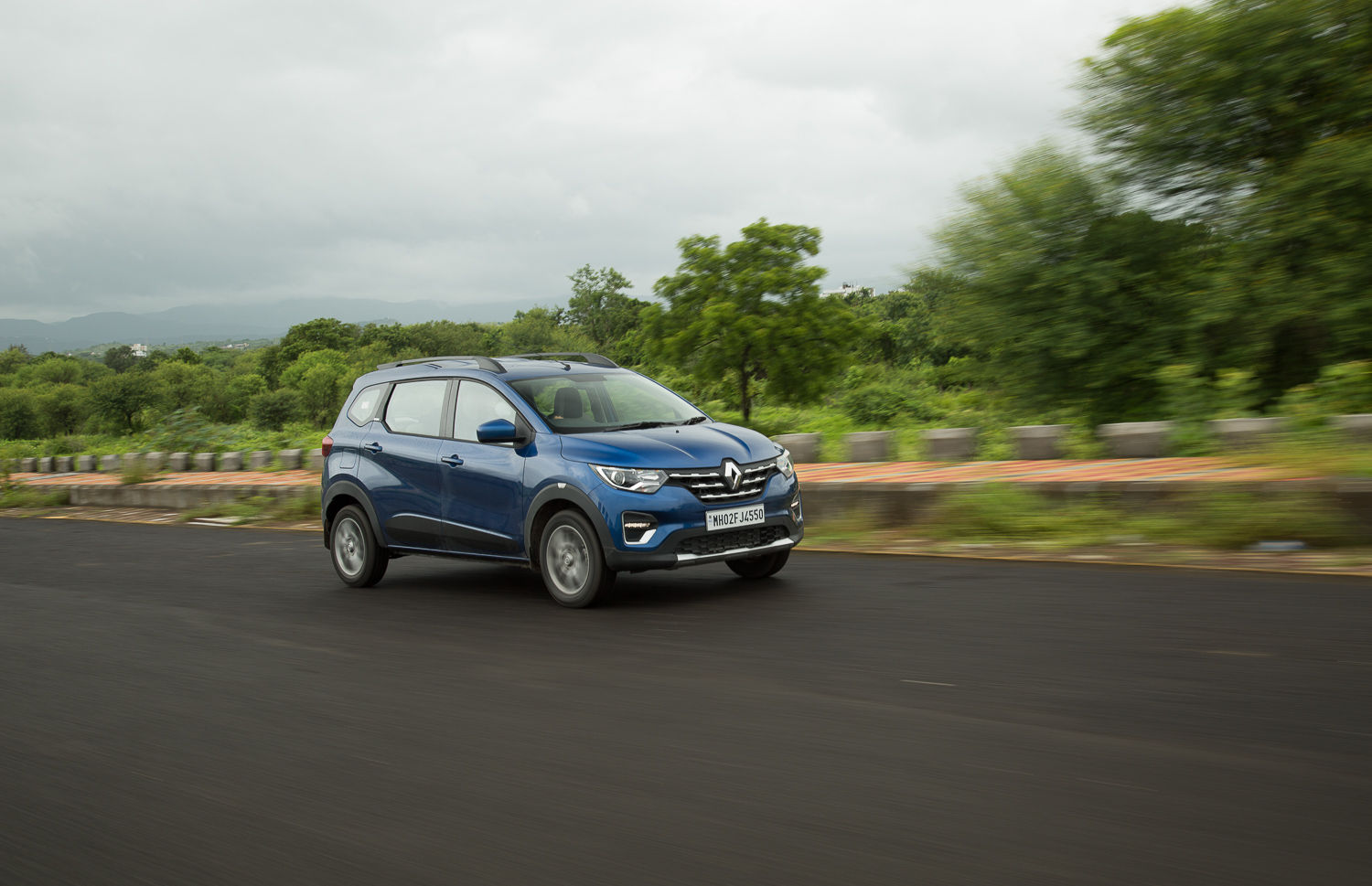 Renault Touches The 10 Lakh Production Milestone In 16 Years | CarDekho.com