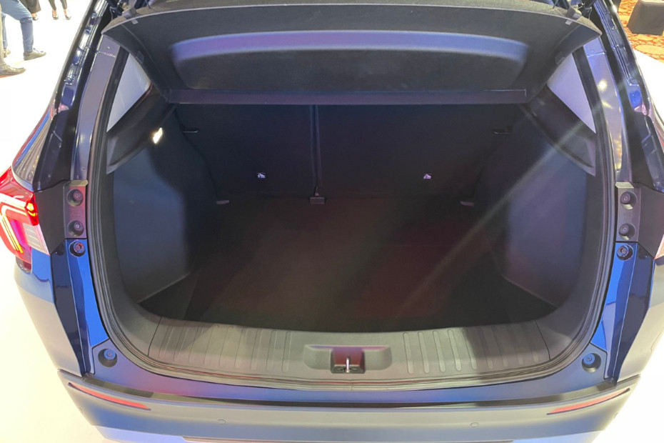 Honda Elevate’s Interior Detailed In 12 Images | CarDekho.com