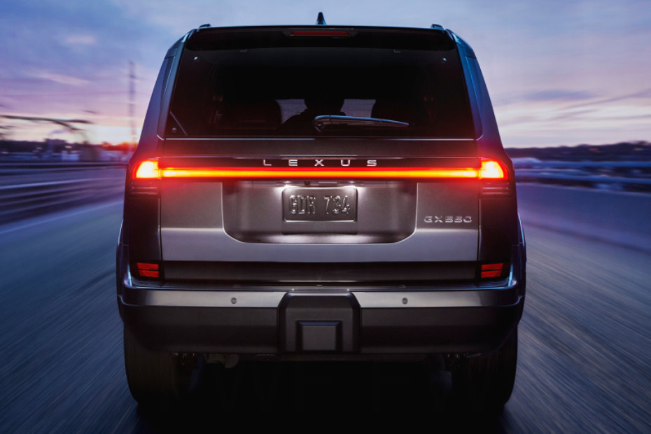 All-New Third-Gen Lexus GX Unveiled Globally | CarDekho.com