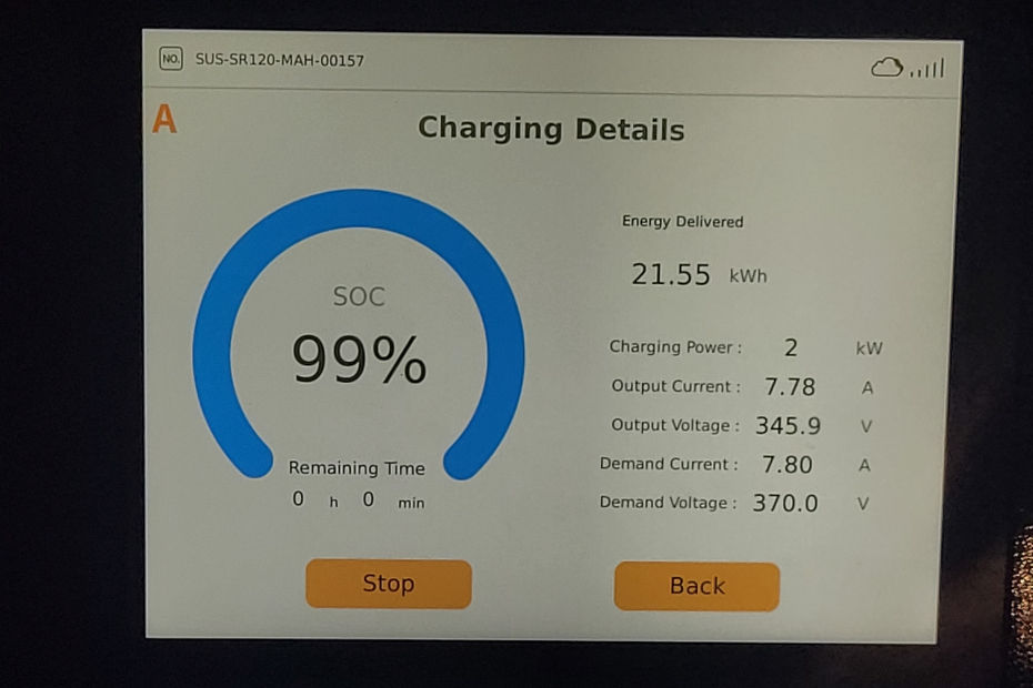 Tata Tiago EV Real-world Charging Test From 10 To 100 percent ...