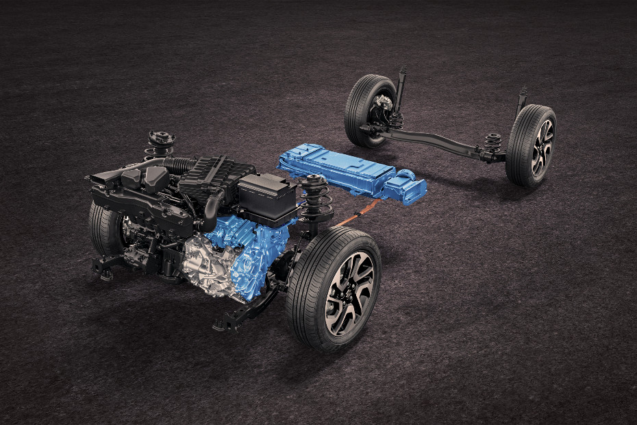 Toyota Innova Hycross vs Maruti Invicto: 5 Key Differences | CarDekho.com