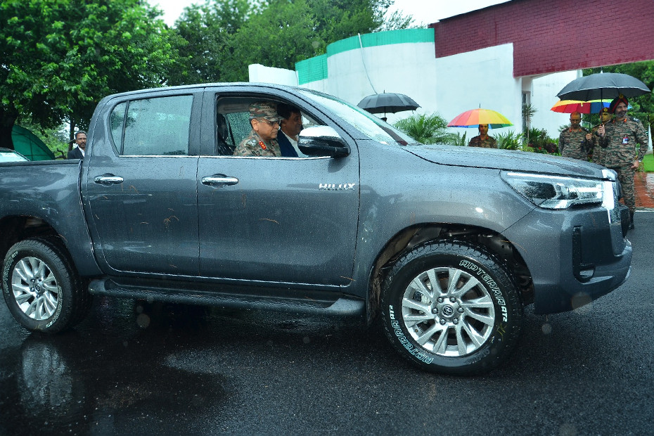 Toyota Hilux Added To Indian Army Northern Command’s Fleet | CarDekho.com