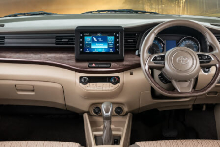 Toyota Rumion Colour Options Revealed | CarDekho.com