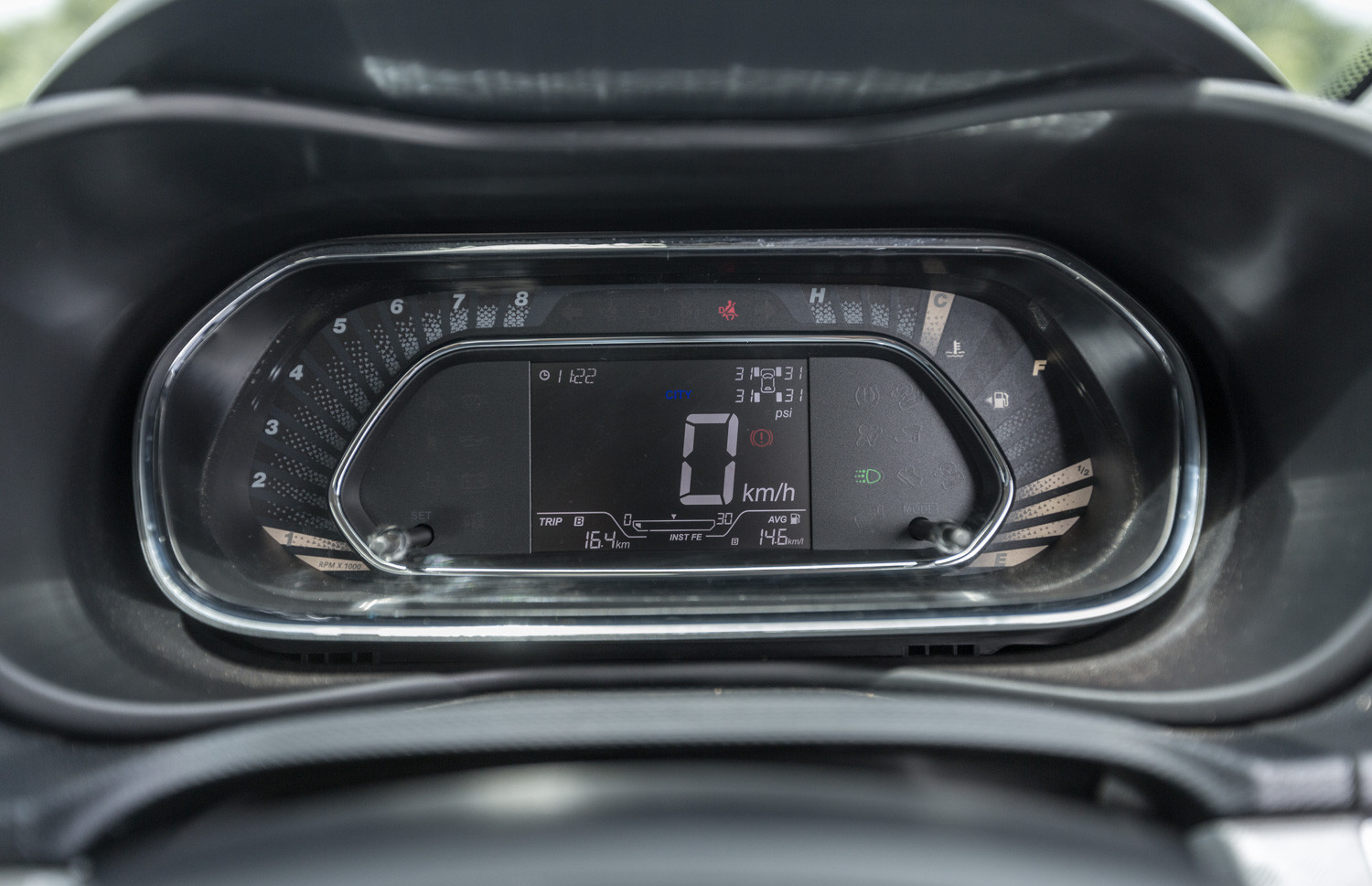 Tata Nexon Facelift Unveiled: Old Vs New In Pics | CarDekho.com