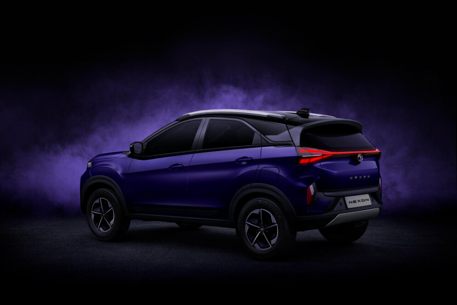 Tata Nexon Facelift Variant-wise Features Detailed | CarDekho.com