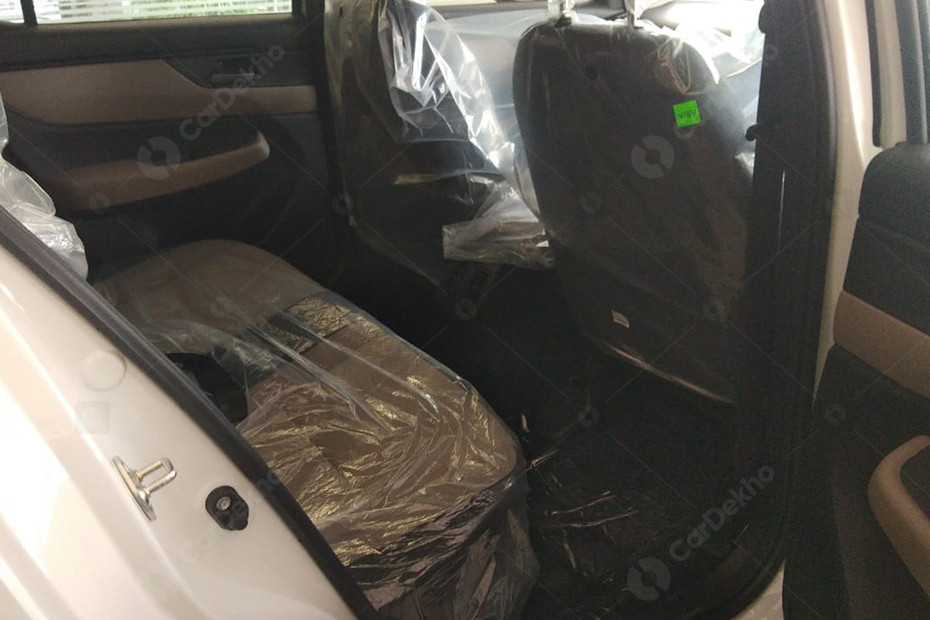 Honda Elevate SV Base Variant Detailed In Images | CarDekho.com