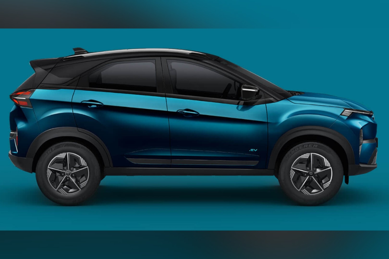 Tata Nexon EV Facelift Variant-wise Colour Options Detailed | CarDekho.com