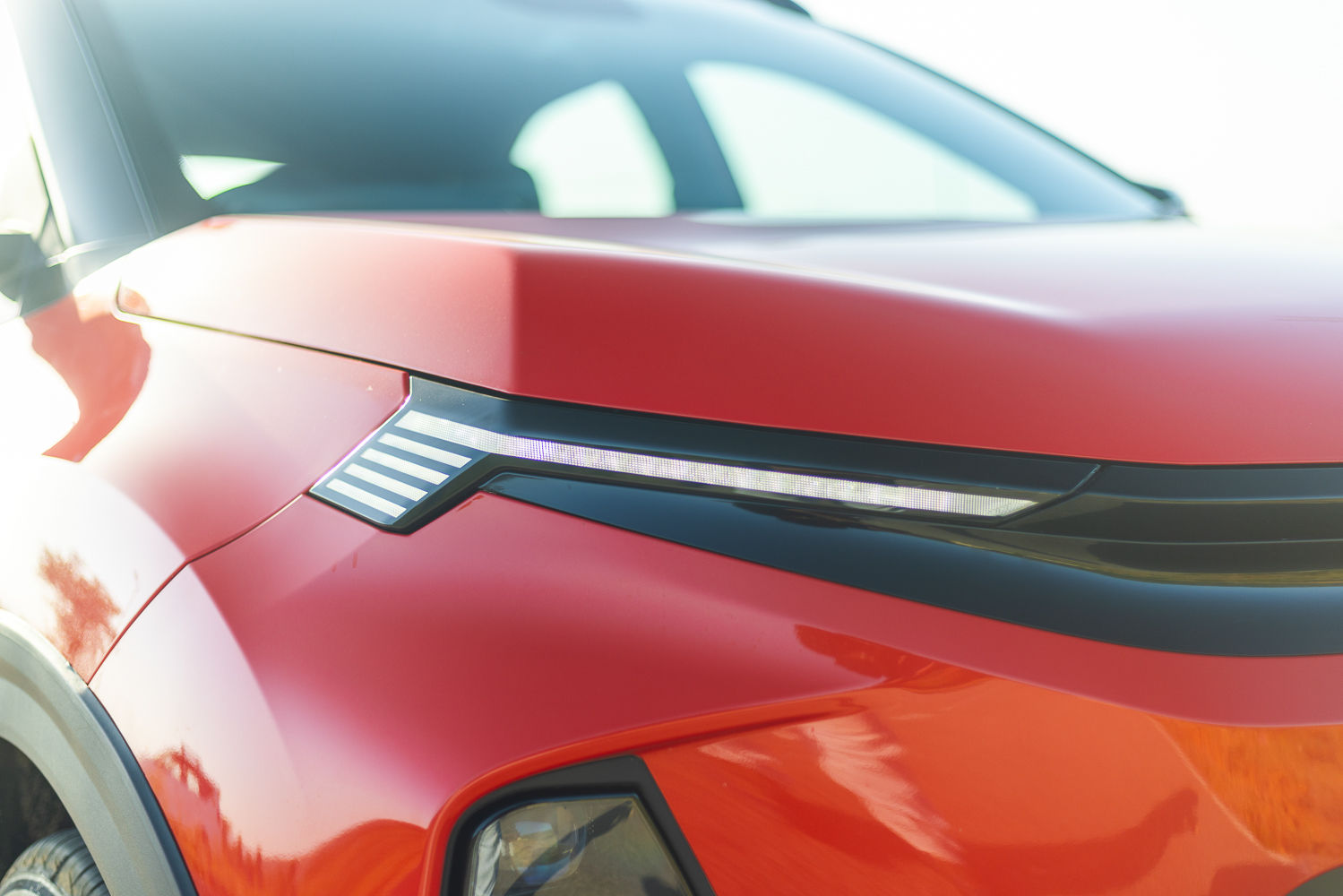 Tata Nexon Facelift Exterior Detailed In 10 Images | CarDekho.com