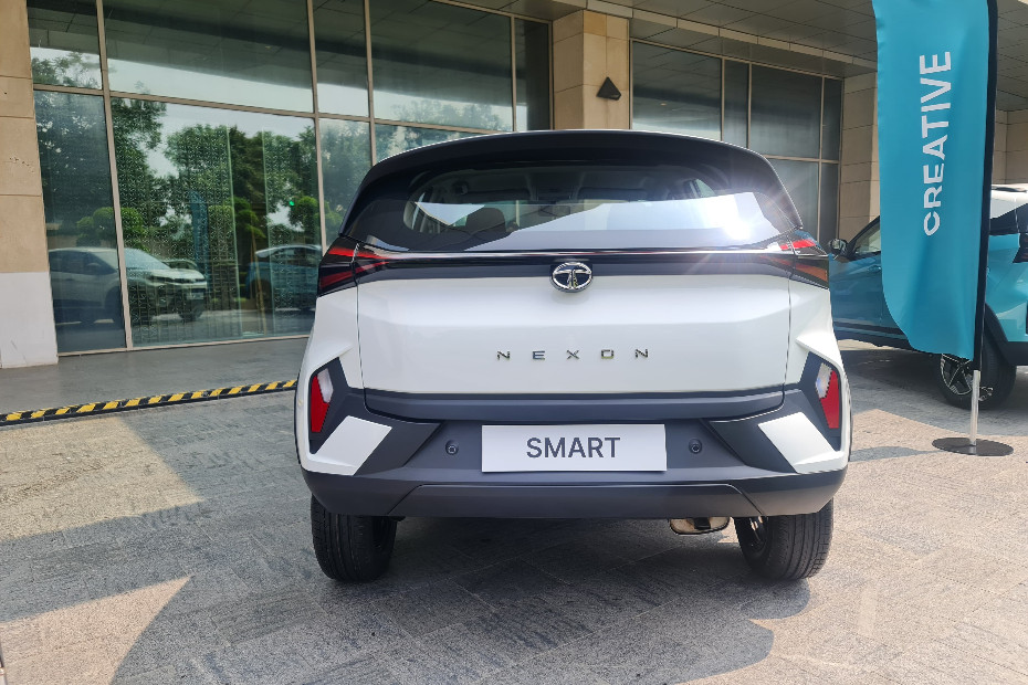 Tata Nexon Facelift Base Smart Variant Detailed In 7 Images | CarDekho.com