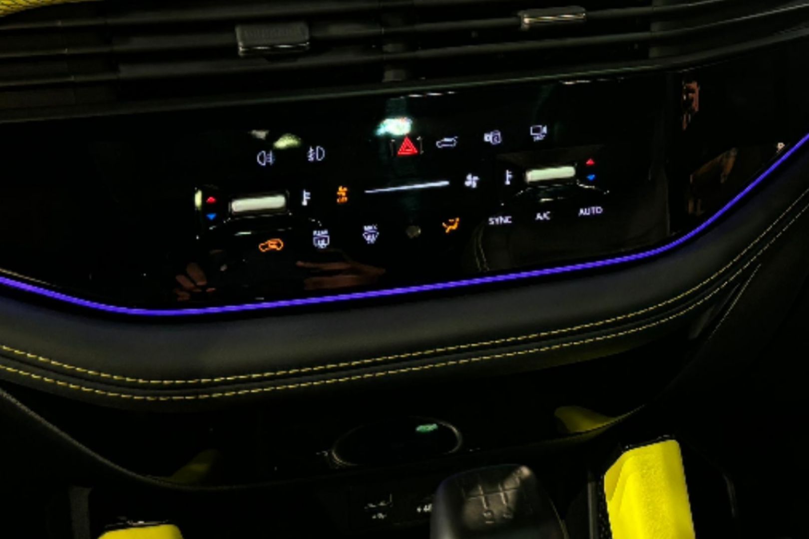 Tata Harrier Facelift Detailed In 7 Pics | CarDekho.com