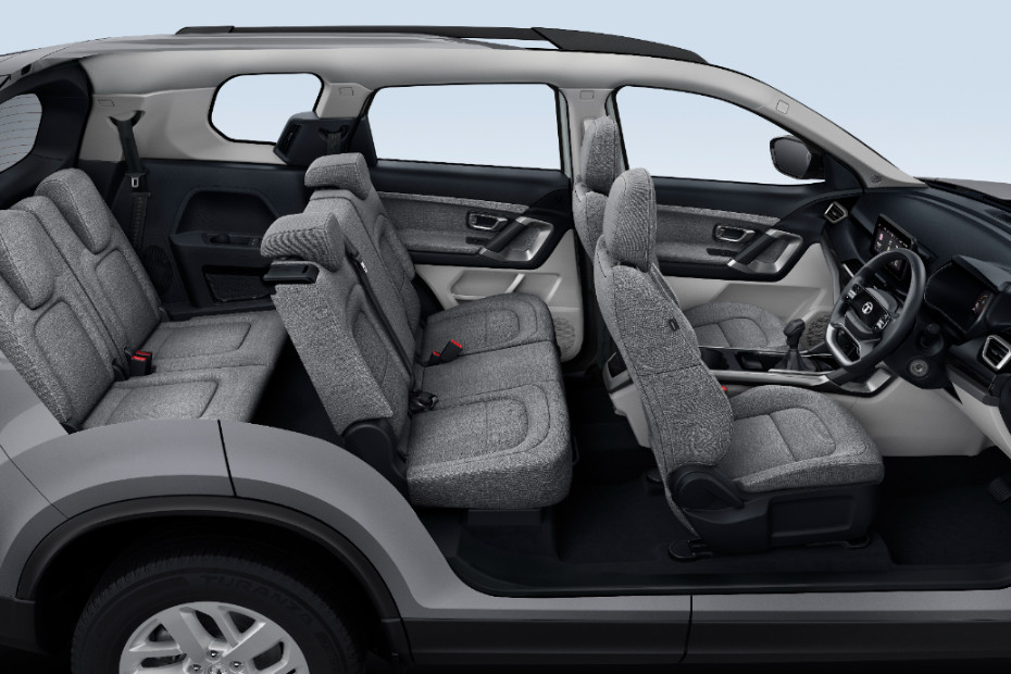 Tata Safari Facelift Pure Variant Detailed In 4 Images | CarDekho.com