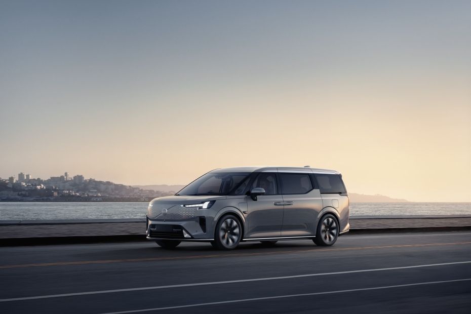 Volvo EM90 Unveiled! Electric Premium MPV Could Be Global Rival To ...