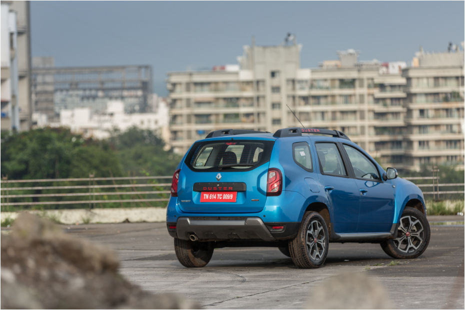 Renault Duster New vs Old: In Pics Comparison | CarDekho.com