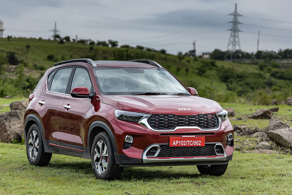 Kia Sonet New vs Old: Exterior, Interior, Engines, And Features ...