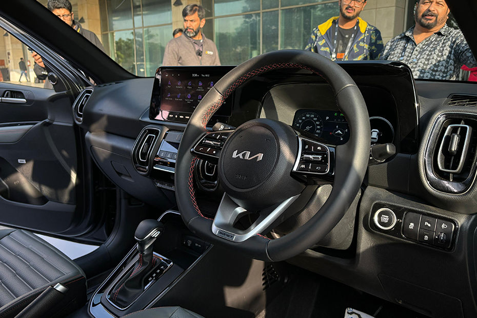 2024 Kia Sonet X-Line Variant Detailed In 7 Images | CarDekho.com