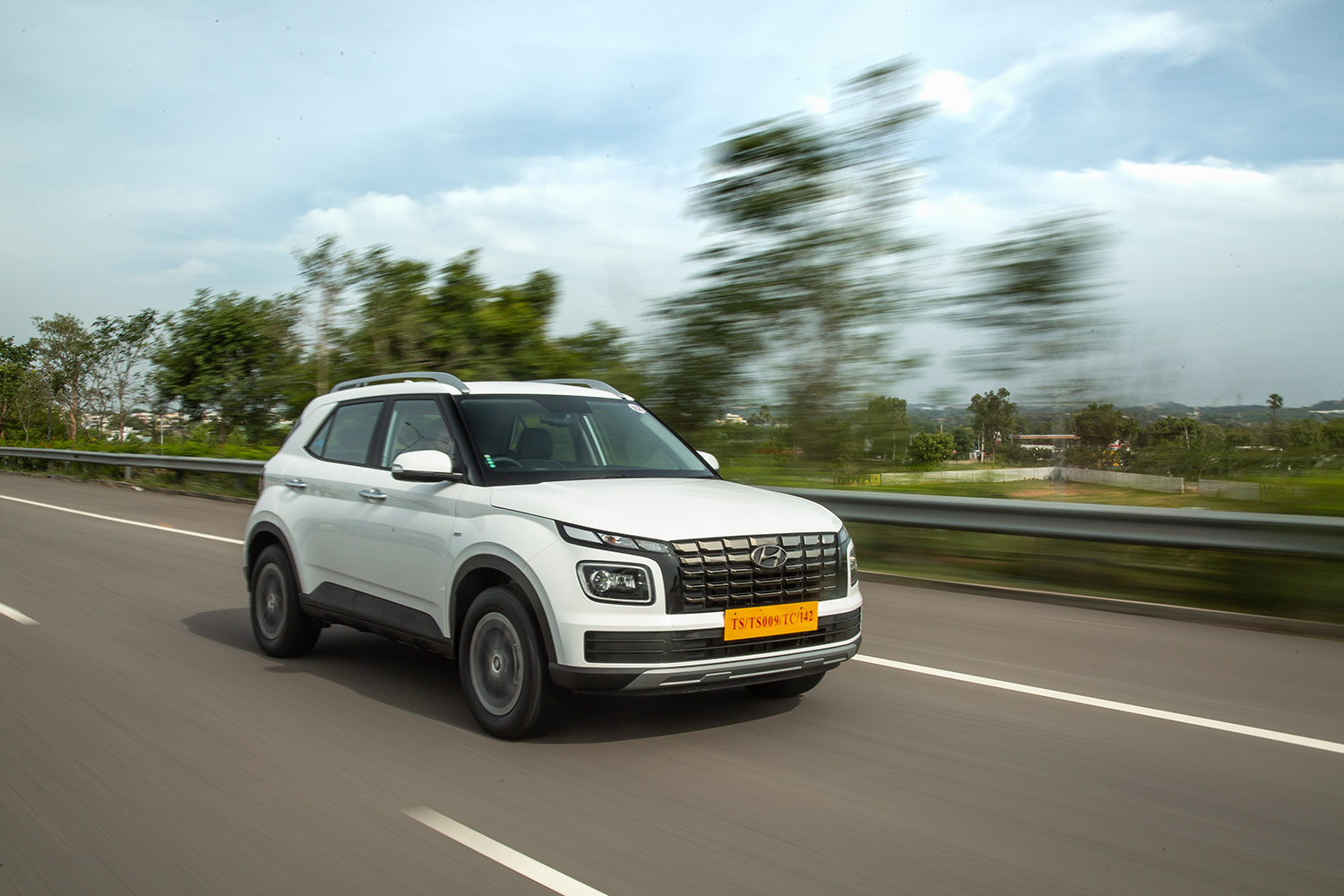 Discounts On Hyundai Cars In December 2024: Hyundai Grand i10 Nios ...