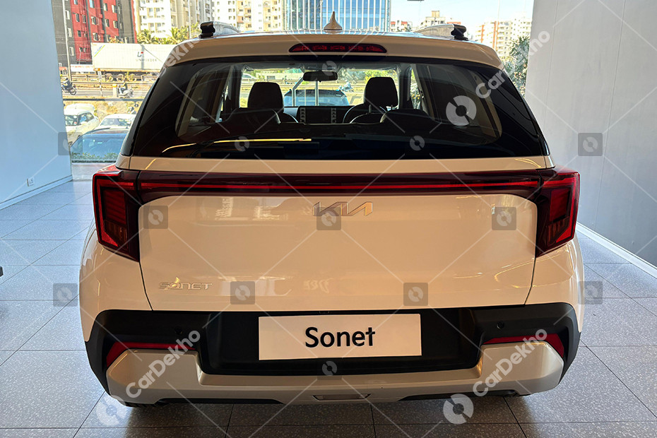2024 Kia Sonet HTK Variant Detailed In 10 Images | CarDekho.com