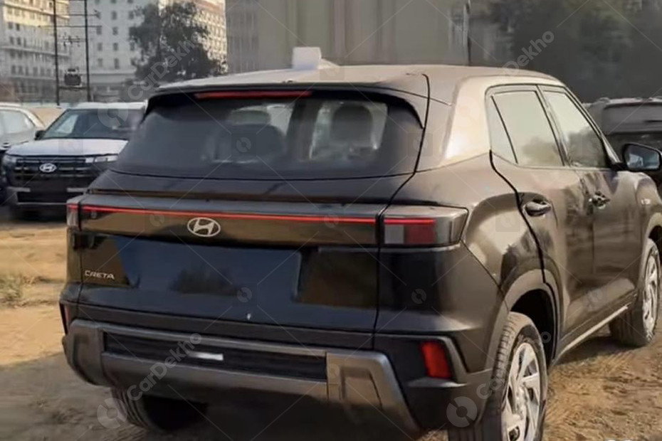 2024 Hyundai Creta E Variant Detailed In 5 Images | CarDekho.com