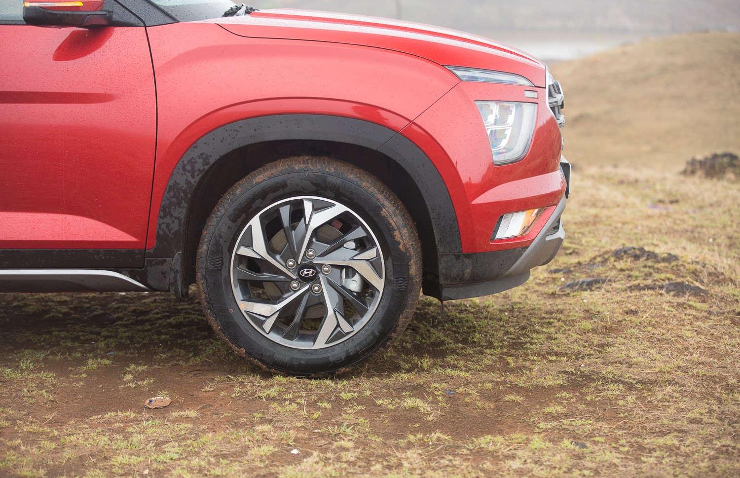 2024 Hyundai Creta: New vs Old | CarDekho.com