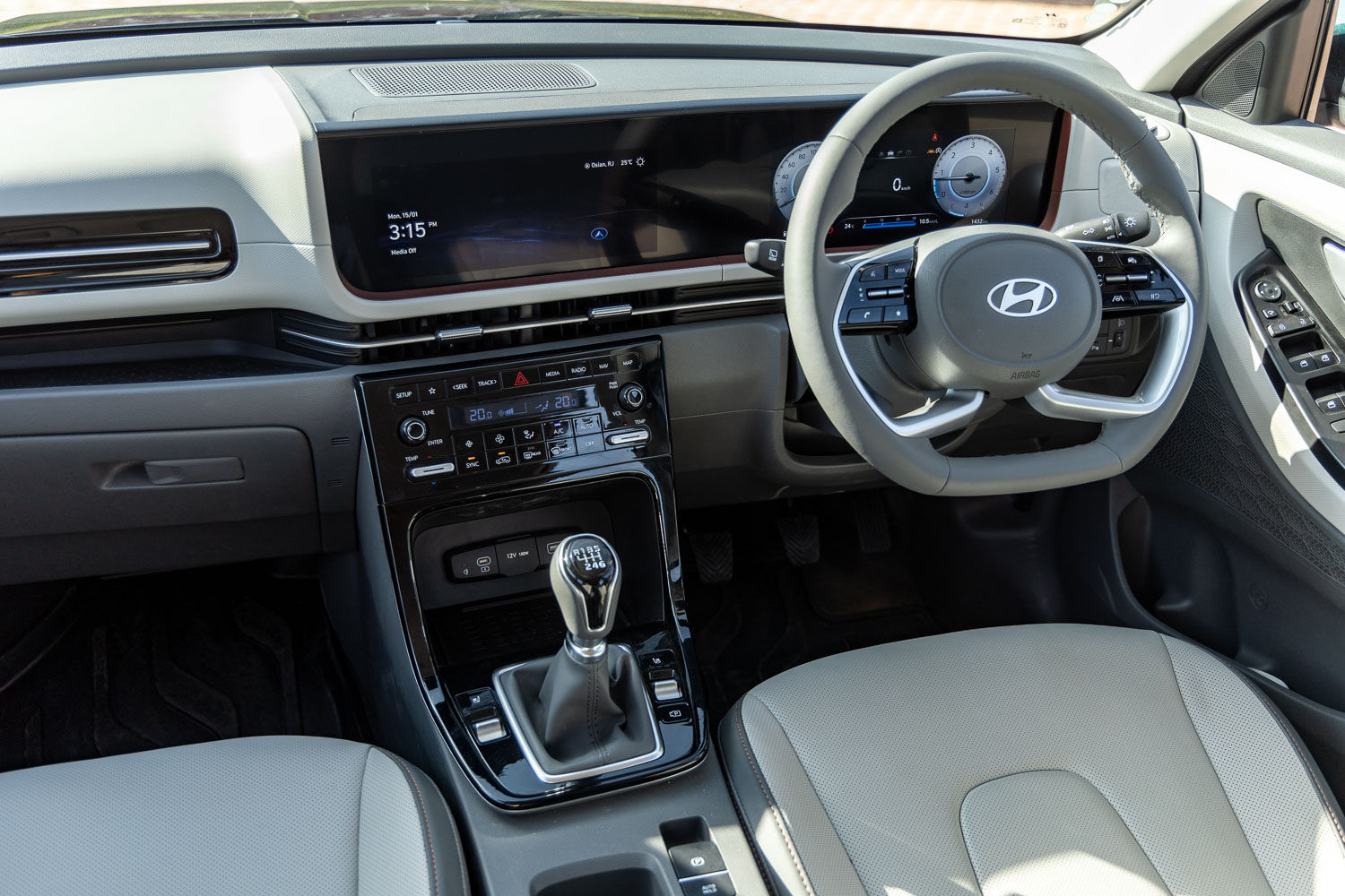 2024 Hyundai Creta: New vs Old | CarDekho.com
